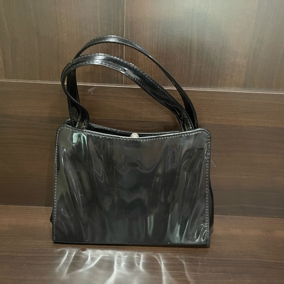 Bags | Vintage Kiss Lock Handbag | Poshmark